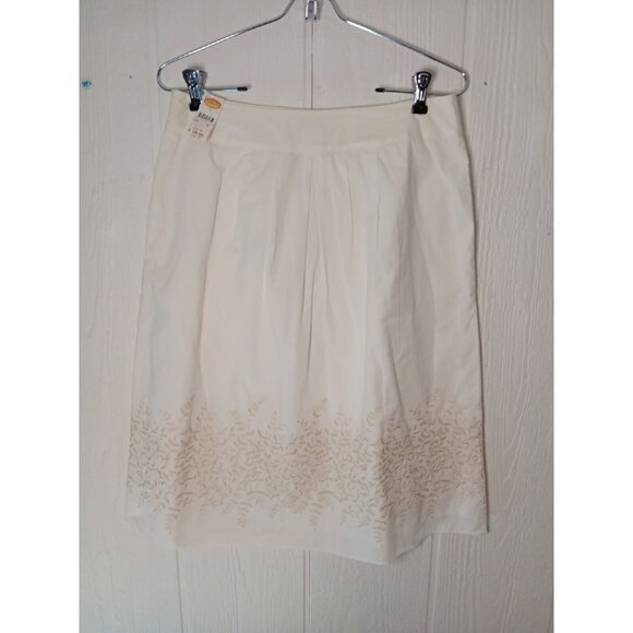Talbots | Skirts | Talbots Skirt Womens 4 Cream Floral Embroidered ...